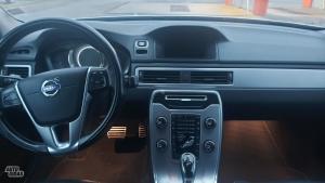 White Volvo V70 2016 in Vilnius, with an engine capacity of 2.00 L and mileage of 308 thousand km for 8250 €, photo 17 on AUTOMOTO.COM.LV