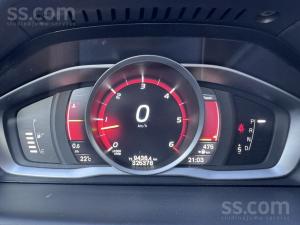 Balts Volvo V70 2016 Rīga, ar dzinēja tilpumu 2.40 L un nobraukumu 325 tūkst. km par 6000 €, foto 13 vietnē AUTOMOTO.COM.LV