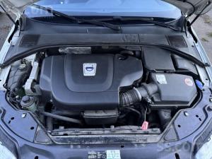 Balts Volvo V70 2016 Rīga, ar dzinēja tilpumu 2.40 L un nobraukumu 325 tūkst. km par 6000 €, foto 16 vietnē AUTOMOTO.COM.LV
