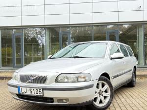 Dzeltens Volvo V70 2001 Rīga, ar dzinēja tilpumu 2.40 L un nobraukumu 0 tūkst. km par 1750 €, foto 3 vietnē AUTOMOTO.COM.LV