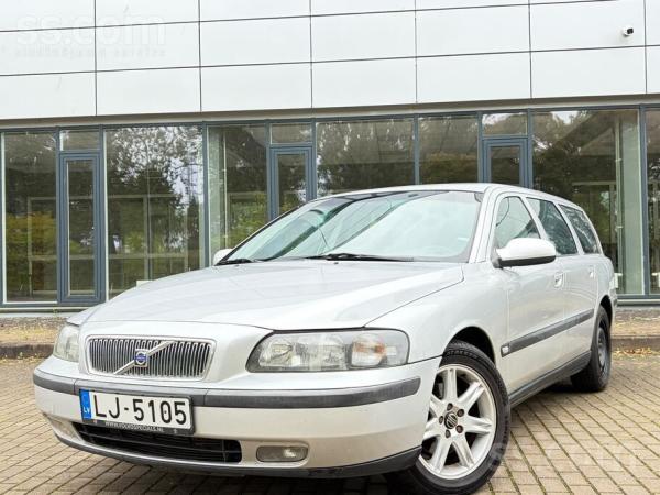 Dzeltens Volvo V70 2001 Rīga, ar dzinēja tilpumu 2.40 L un nobraukumu 0 tūkst. km par 1750 €, foto 3 vietnē AUTOMOTO.COM.LV