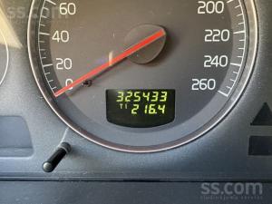 Желтый Вольво В70 2002 в Рига, объемом двигателя 2.40 л и пробегом 325 тыс. км за 1450 €, фото 12 на AUTOMOTO.COM.LV