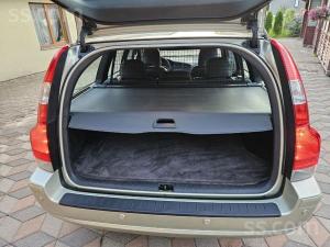Dzeltens Volvo V70 2005 Talsi, ar dzinēja tilpumu 2.40 L un nobraukumu 284 tūkst. km par 3999 €, foto 10 vietnē AUTOMOTO.COM.LV