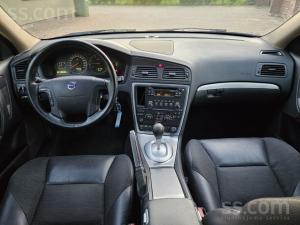 Dzeltens Volvo V70 2005 Talsi, ar dzinēja tilpumu 2.40 L un nobraukumu 284 tūkst. km par 3999 €, foto 28 vietnē AUTOMOTO.COM.LV
