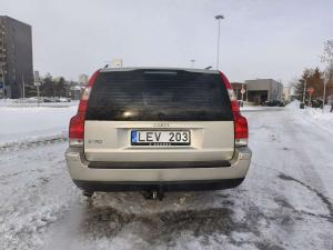 Yellow Volvo V70 2006 in Kaunas, with an engine capacity of 2.40 L and mileage of 470 thousand km for 2500 €, photo 12 on AUTOMOTO.COM.LV