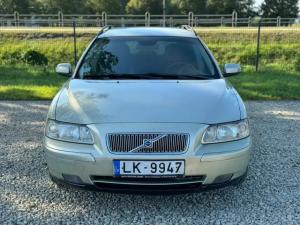 Dzeltens Volvo V70 2007 Jelgava, ar dzinēja tilpumu 2.40 L un nobraukumu 316 tūkst. km par 2200 €, foto  vietnē AUTOMOTO.COM.LV
