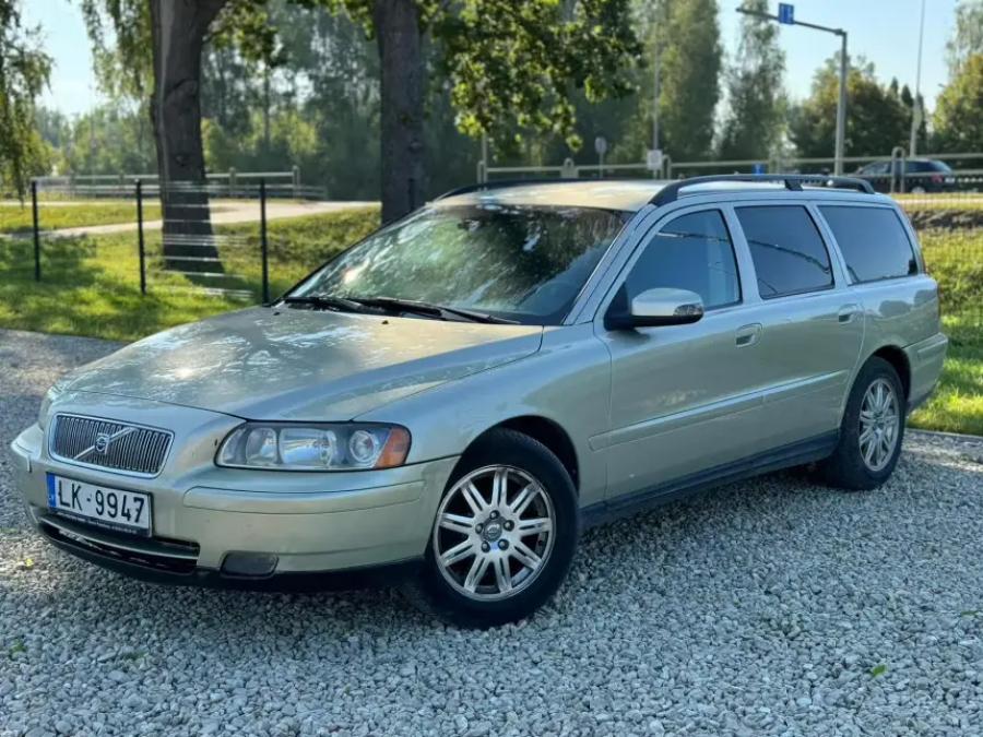 Желтый Вольво В70 2007 в Елгава, объемом двигателя 2.40 л и пробегом 316 тыс. км за 2200 €, фото 4 на AUTOMOTO.COM.LV