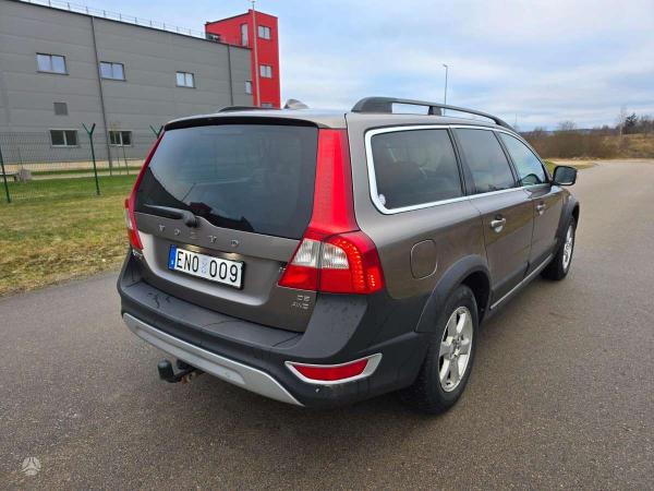 Yellow Volvo V70 2008 in Telschi, with an engine capacity of 2.40 L and mileage of 384 thousand km for 5900 €, photo 3 on AUTOMOTO.COM.LV