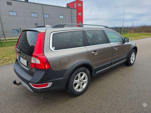 Yellow Volvo V70 2008 in Telschi, with an engine capacity of 2.40 L and mileage of 384 thousand km for 5900 €, photo 8 on AUTOMOTO.COM.LV