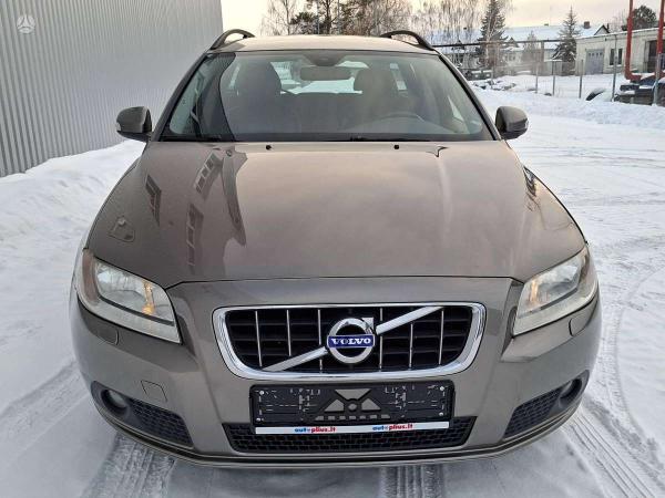 Dzeltens Volvo V70 2008 Ukmergė, ar dzinēja tilpumu 2.00 L un nobraukumu 324 tūkst. km par 2850 €, foto 3 vietnē AUTOMOTO.COM.LV