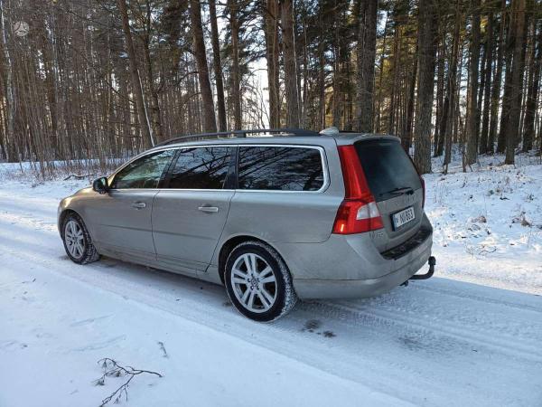 Dzeltens Volvo V70 2011 Šilutė, ar dzinēja tilpumu 2.00 L un nobraukumu 306 tūkst. km par 6400 €, foto 5 vietnē AUTOMOTO.COM.LV