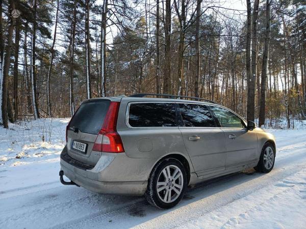 Dzeltens Volvo V70 2011 Šilutė, ar dzinēja tilpumu 2.00 L un nobraukumu 306 tūkst. km par 6400 €, foto 7 vietnē AUTOMOTO.COM.LV