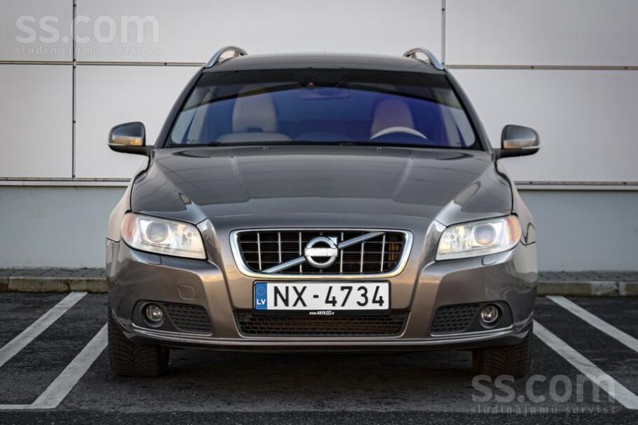 Dzeltens Volvo V70 2011 Rīga, ar dzinēja tilpumu 2.40 L un nobraukumu 0 tūkst. km par 6490 €, foto 3 vietnē AUTOMOTO.COM.LV