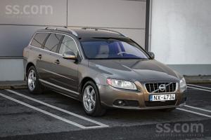 Dzeltens Volvo V70 2011 Rīga, ar dzinēja tilpumu 2.40 L un nobraukumu 0 tūkst. km par 6490 €, foto 4 vietnē AUTOMOTO.COM.LV