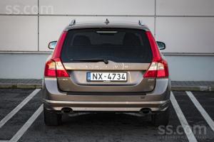 Dzeltens Volvo V70 2011 Rīga, ar dzinēja tilpumu 2.40 L un nobraukumu 0 tūkst. km par 6490 €, foto 6 vietnē AUTOMOTO.COM.LV