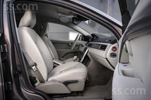 Dzeltens Volvo V70 2011 Rīga, ar dzinēja tilpumu 2.40 L un nobraukumu 0 tūkst. km par 6490 €, foto 13 vietnē AUTOMOTO.COM.LV