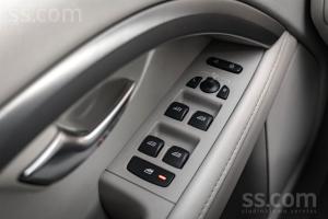 Dzeltens Volvo V70 2011 Rīga, ar dzinēja tilpumu 2.40 L un nobraukumu 0 tūkst. km par 6490 €, foto 17 vietnē AUTOMOTO.COM.LV