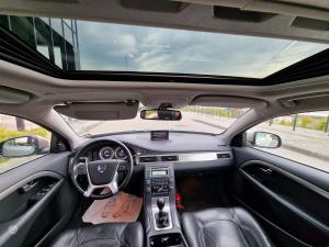 Dzeltens Volvo V70 2011 Viļņa, ar dzinēja tilpumu 1.98 L un nobraukumu 230 tūkst. km par 6190 €, foto 13 vietnē AUTOMOTO.COM.LV