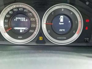 Dzeltens Volvo V70 2011 Viļņa, ar dzinēja tilpumu 1.98 L un nobraukumu 230 tūkst. km par 6190 €, foto 16 vietnē AUTOMOTO.COM.LV