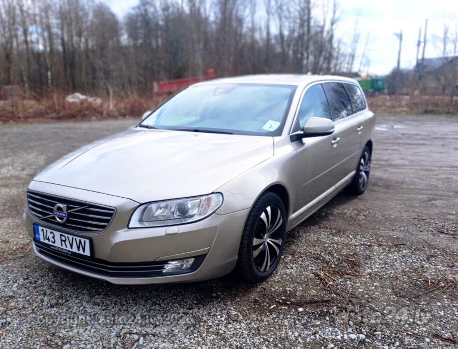 Yellow Volvo V70 2014 in Tallinn, with an engine capacity of 2.00 L and mileage of 264 thousand km for 7390 €, photo 1 on AUTOMOTO.COM.LV