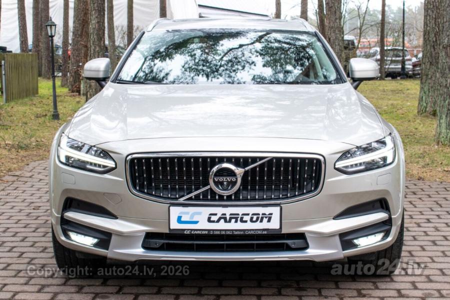 Smilšu krāsa Volvo V90 2017 Tallina, ar dzinēja tilpumu 2.00 L un nobraukumu 168 tūkst. km par 29990 €, foto 6 vietnē AUTOMOTO.COM.LV