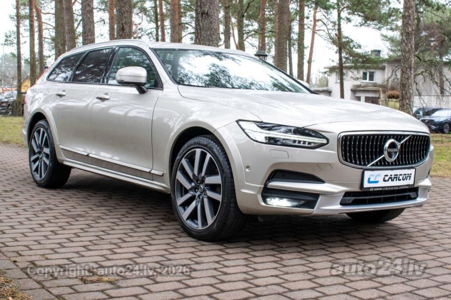 Smilšu krāsa Volvo V90 2017 Tallina, ar dzinēja tilpumu 2.00 L un nobraukumu 168 tūkst. km par 29990 €, foto 9 vietnē AUTOMOTO.COM.LV