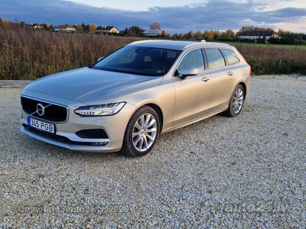 Beige Volvo V90 2019 in Tartu, with an engine capacity of 2.00 L and mileage of 115 thousand km for 22200 €, photo 1 on AUTOMOTO.COM.LV