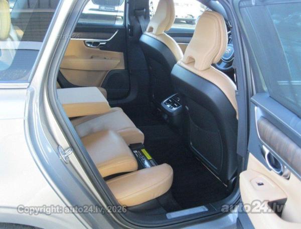 Smilšu krāsa Volvo V90 2021 Pērnava, ar dzinēja tilpumu 2.00 L un nobraukumu 145 tūkst. km par 31990 €, foto 11 vietnē AUTOMOTO.COM.LV