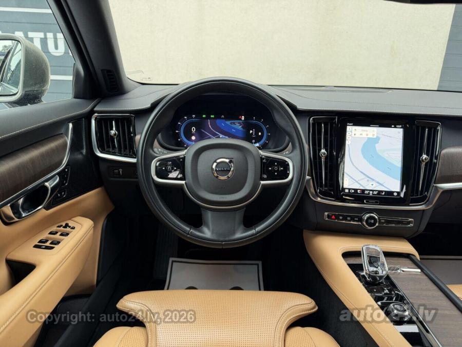 Beige Volvo V90 2021 in Parnu, with an engine capacity of 2.00 L and mileage of 144 thousand km for 32990 €, photo 1 on AUTOMOTO.COM.LV