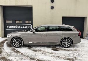 Beige Volvo V90 2021 in Parnu, with an engine capacity of 2.00 L and mileage of 144 thousand km for 32990 €, photo 3 on AUTOMOTO.COM.LV