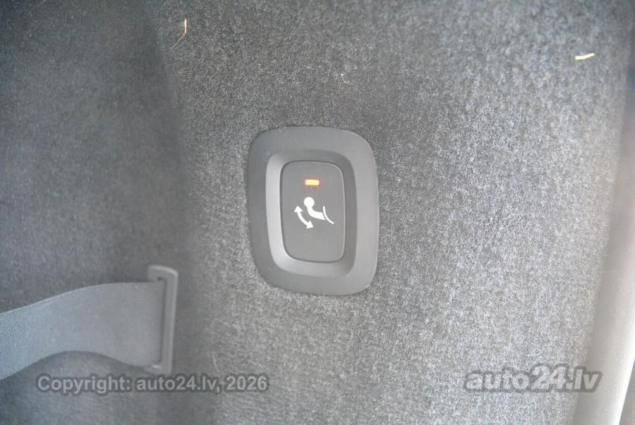 Smilšu krāsa Volvo V90 2021 Tartu, ar dzinēja tilpumu 2.00 L un nobraukumu 113 tūkst. km par 33900 €, foto 16 vietnē AUTOMOTO.COM.LV