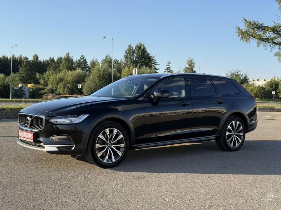 Черный Вольво В90 2023 в Паневежис, объемом двигателя 1.97 л и пробегом 192 тыс. км за 23990 €, фото 3 на AUTOMOTO.COM.LV