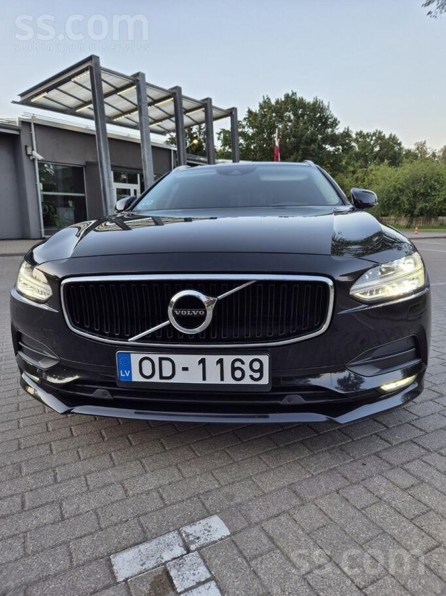 Melns Volvo V90 2017 Rīga, ar dzinēja tilpumu 2.00 L un nobraukumu 273 tūkst. km par 14200 €, foto 10 vietnē AUTOMOTO.COM.LV