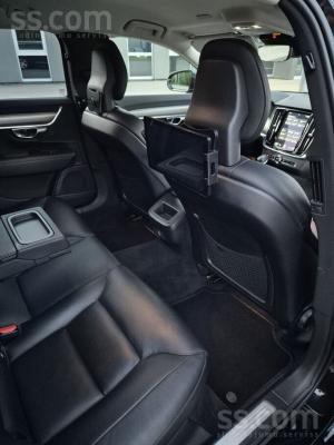 Melns Volvo V90 2017 Rīga, ar dzinēja tilpumu 2.00 L un nobraukumu 273 tūkst. km par 14200 €, foto 14 vietnē AUTOMOTO.COM.LV