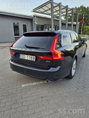 Melns Volvo V90 2017 Rīga, ar dzinēja tilpumu 2.00 L un nobraukumu 273 tūkst. km par 14200 €, foto 22 vietnē AUTOMOTO.COM.LV