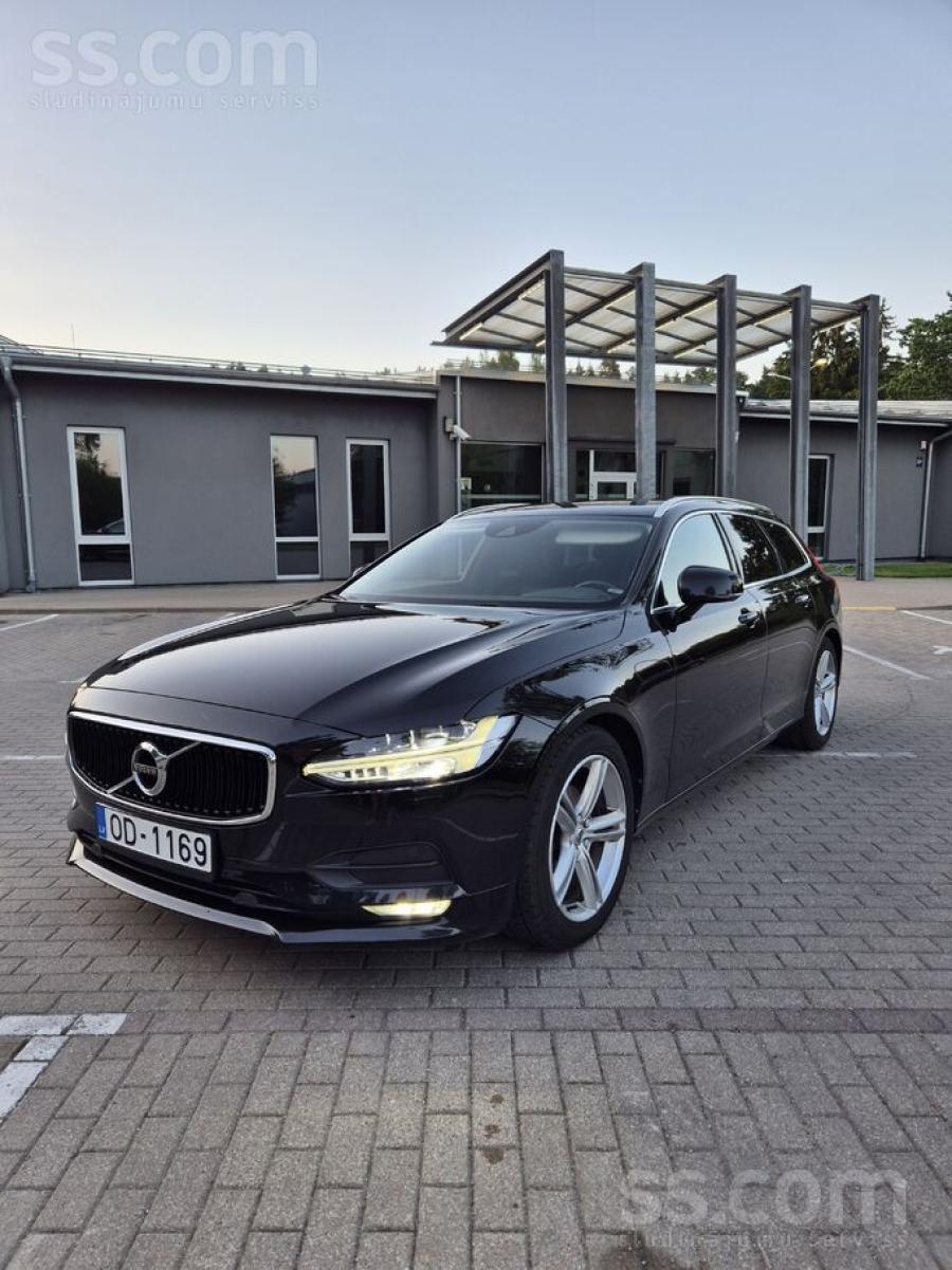 Melns Volvo V90 2017 Rīga, ar dzinēja tilpumu 2.00 L un nobraukumu 273 tūkst. km par 14200 €, foto 24 vietnē AUTOMOTO.COM.LV