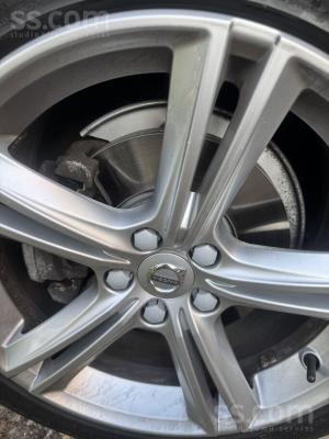 Melns Volvo V90 2017 Rīga, ar dzinēja tilpumu 2.00 L un nobraukumu 273 tūkst. km par 14200 €, foto 25 vietnē AUTOMOTO.COM.LV