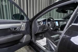 Melns Volvo V90 2016 Marijampole, ar dzinēja tilpumu 2.00 L un nobraukumu 239 tūkst. km par 15950 €, foto 23 vietnē AUTOMOTO.COM.LV