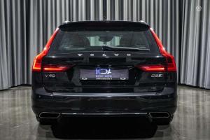 Black Volvo V90 2016 in Marijampole, with an engine capacity of 1.97 L and mileage of 239 thousand km for 15950 €, photo 9 on AUTOMOTO.COM.LV