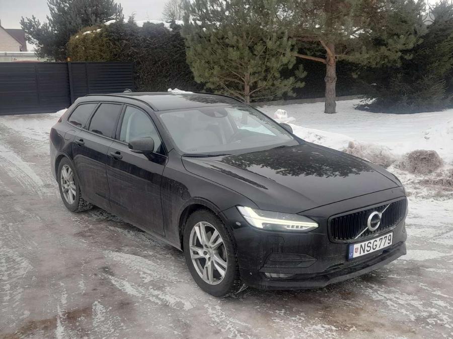 Melns Volvo V90 2016 Viļņa, ar dzinēja tilpumu 1.97 L un nobraukumu 612 tūkst. km par 10500 €, foto 1 vietnē AUTOMOTO.COM.LV