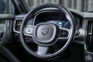 Melns Volvo V90 2016 Marijampole, ar dzinēja tilpumu 2.00 L un nobraukumu 239 tūkst. km par 15450 €, foto 14 vietnē AUTOMOTO.COM.LV