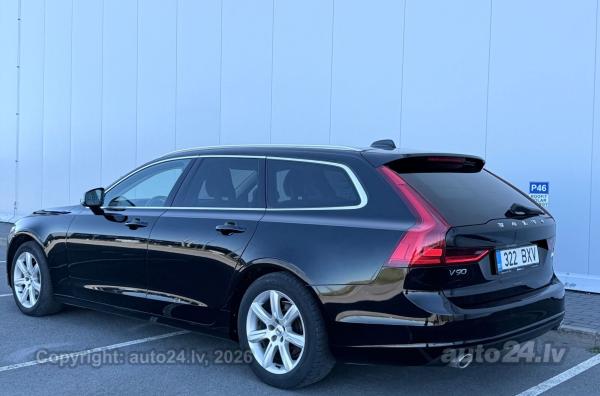 Black Volvo V90 2016 in Tallinn, with an engine capacity of 2.00 L and mileage of 206 thousand km for 16500 €, photo 5 on AUTOMOTO.COM.LV