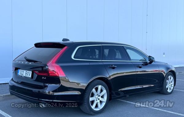 Black Volvo V90 2016 in Tallinn, with an engine capacity of 2.00 L and mileage of 206 thousand km for 16500 €, photo 6 on AUTOMOTO.COM.LV