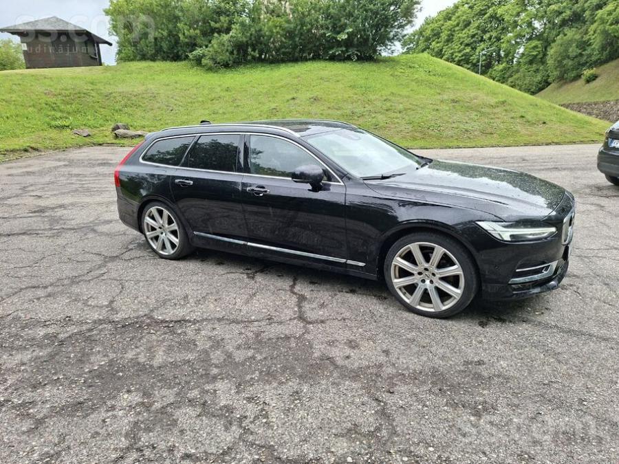 Melns Volvo V90 2016 Talsi, ar dzinēja tilpumu 2.00 L un nobraukumu 287 tūkst. km par 15000 €, foto 3 vietnē AUTOMOTO.COM.LV