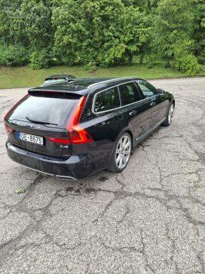 Melns Volvo V90 2016 Talsi, ar dzinēja tilpumu 2.00 L un nobraukumu 287 tūkst. km par 15000 €, foto 4 vietnē AUTOMOTO.COM.LV