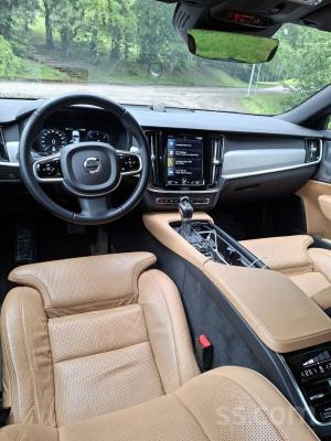 Melns Volvo V90 2016 Talsi, ar dzinēja tilpumu 2.00 L un nobraukumu 287 tūkst. km par 15000 €, foto 8 vietnē AUTOMOTO.COM.LV