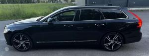 Black Volvo V90 2016 in Vilnius, with an engine capacity of 1.97 L and mileage of 379 thousand km for 10450 €, photo 6 on AUTOMOTO.COM.LV