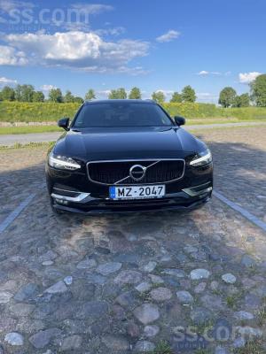 Melns Volvo V90 2016 Daugavpils, ar dzinēja tilpumu 2.00 L un nobraukumu 91 tūkst. km par 20900 €, foto 6 vietnē AUTOMOTO.COM.LV