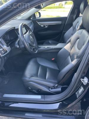 Melns Volvo V90 2016 Daugavpils, ar dzinēja tilpumu 2.00 L un nobraukumu 91 tūkst. km par 20900 €, foto 7 vietnē AUTOMOTO.COM.LV