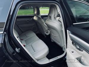 Black Volvo V90 2016 in Tallinn, with an engine capacity of 2.00 L and mileage of 206 thousand km for 11490 €, photo 12 on AUTOMOTO.COM.LV
